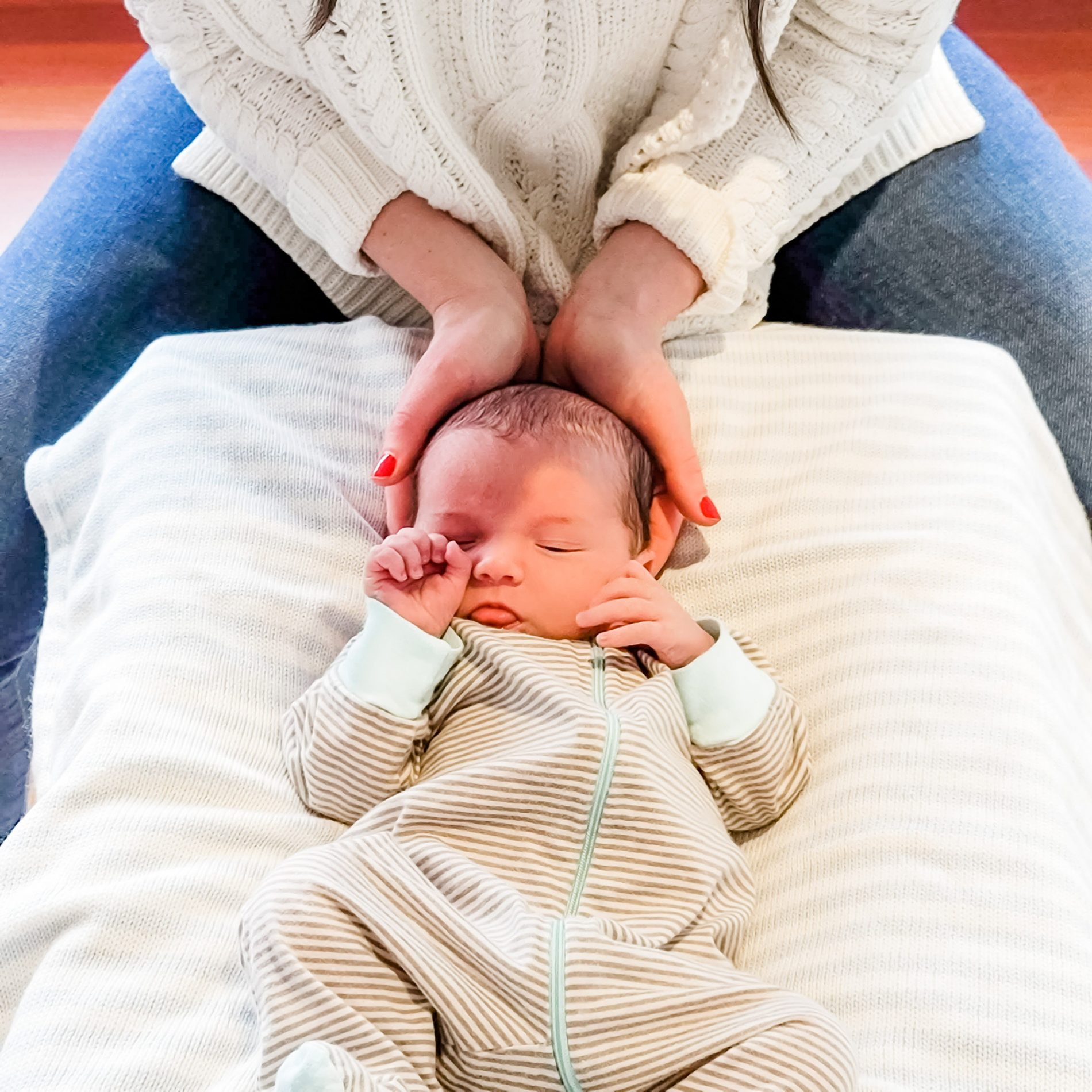 3 ways a pediatric chiropractor can help your newborn - Bumblebaby